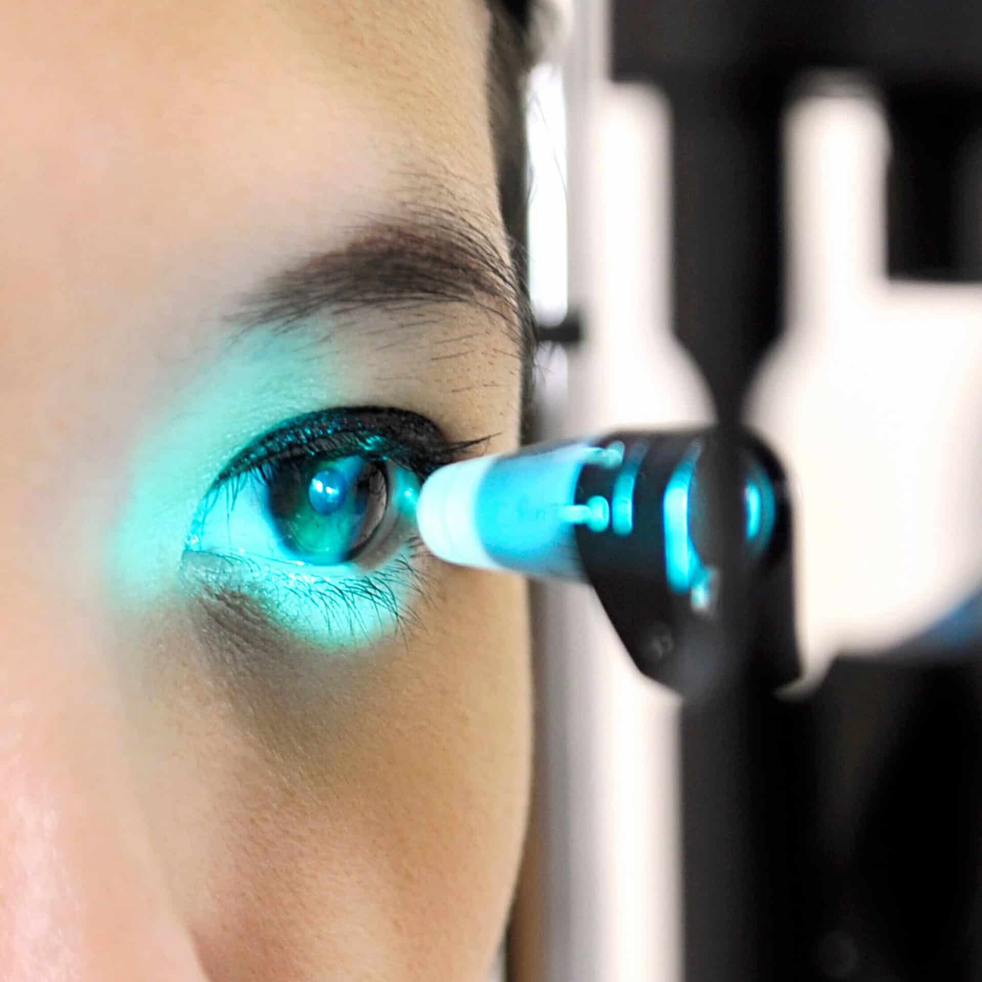 Cataracts Symptoms and Treatment - Clinique VisionPros